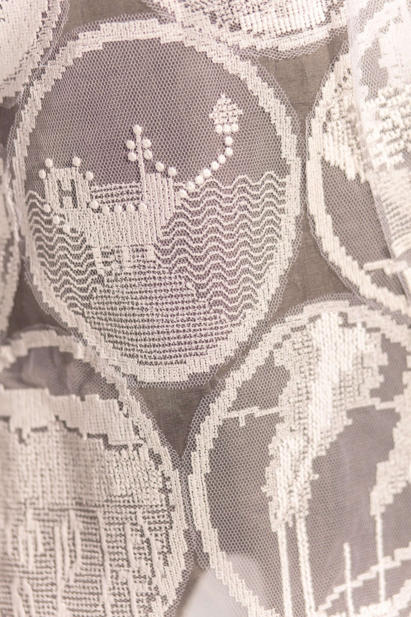 Annette Ratti – Hand & Lock