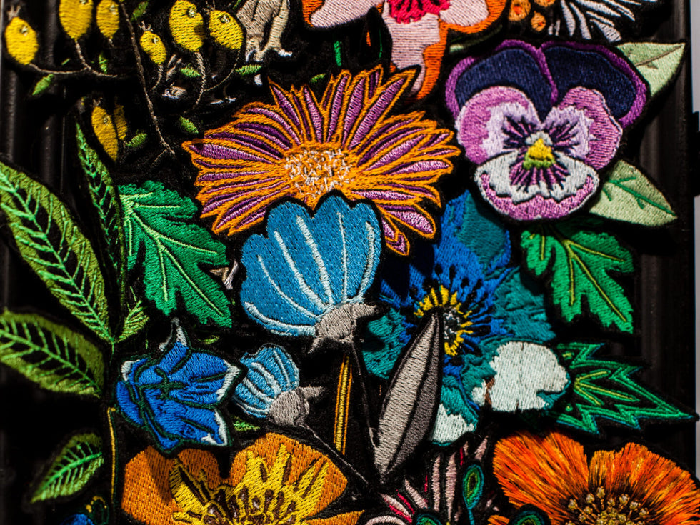 Kristina Sinclair – Hand & Lock