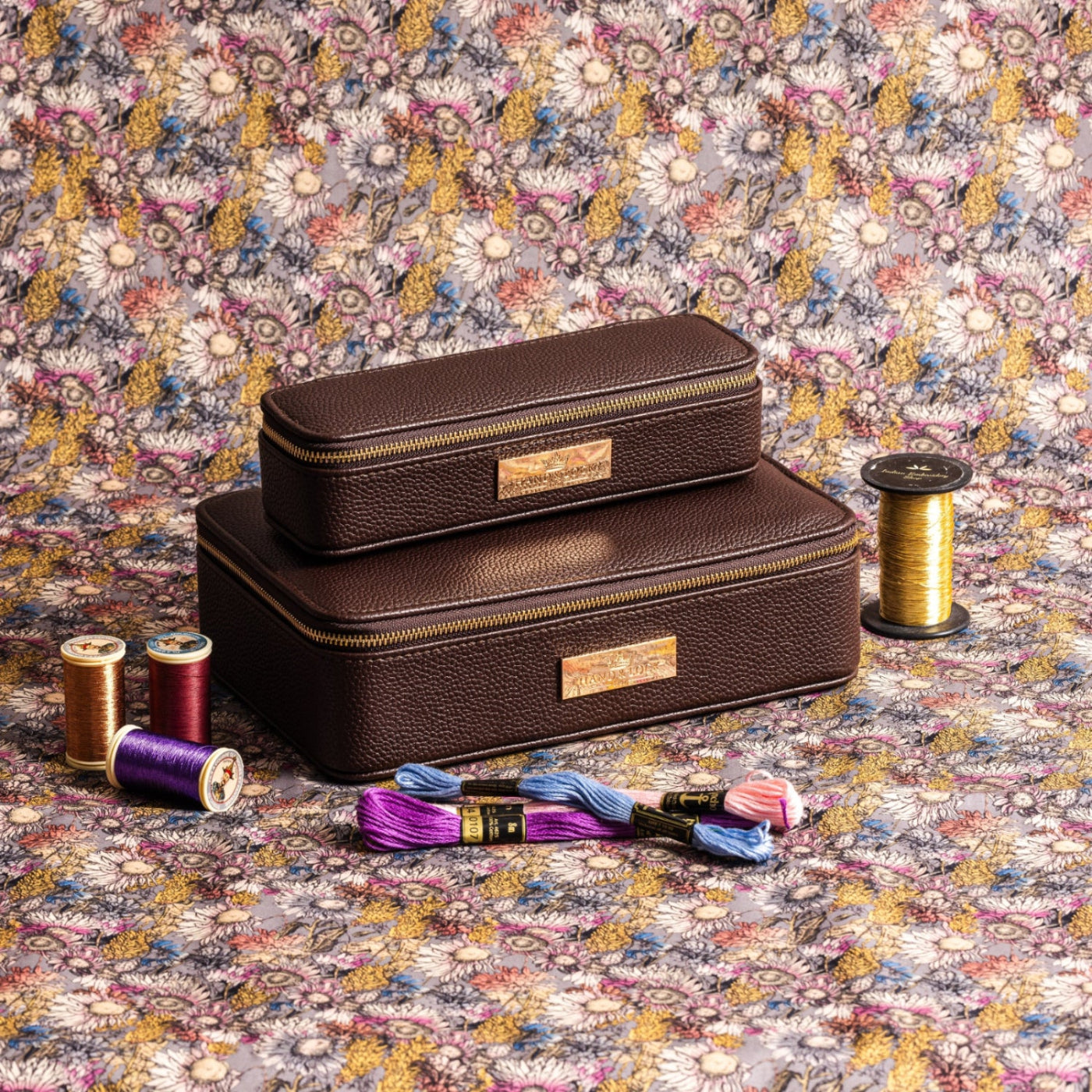 Hand & Lock - 1767 Embroidery Cases