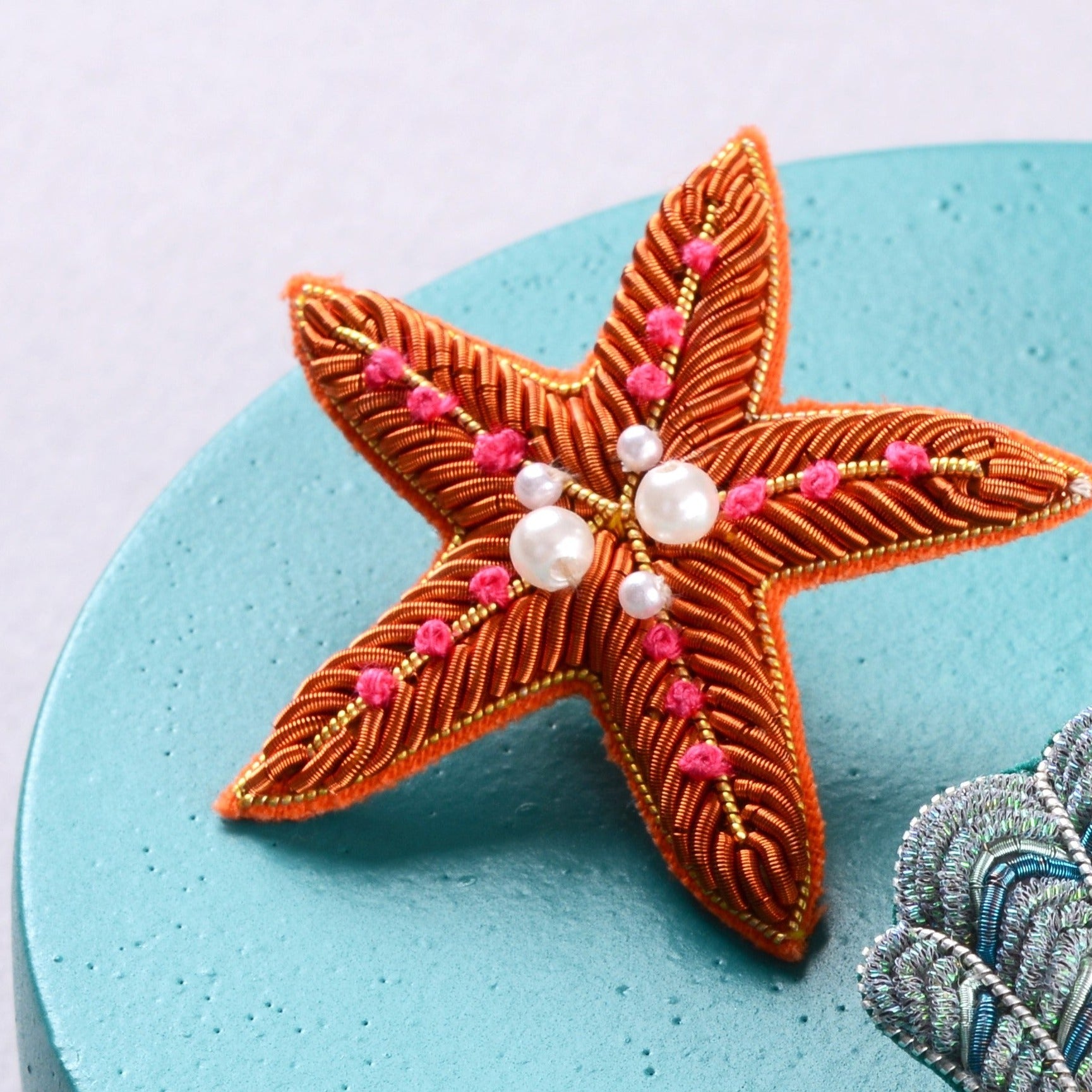 Starfish Brooch – Hand & Lock